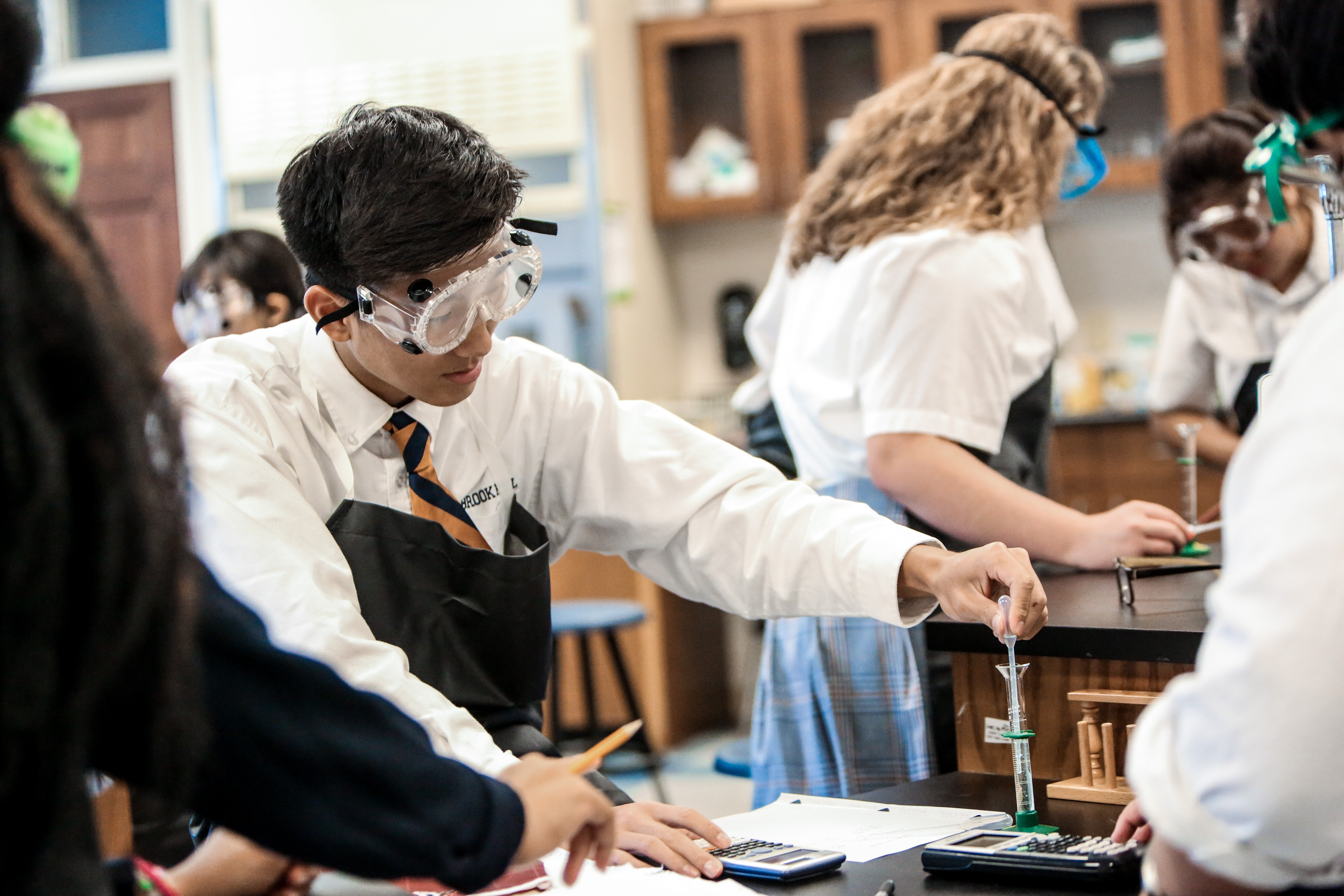 AP Chemistry Lab - The Brook Hill School