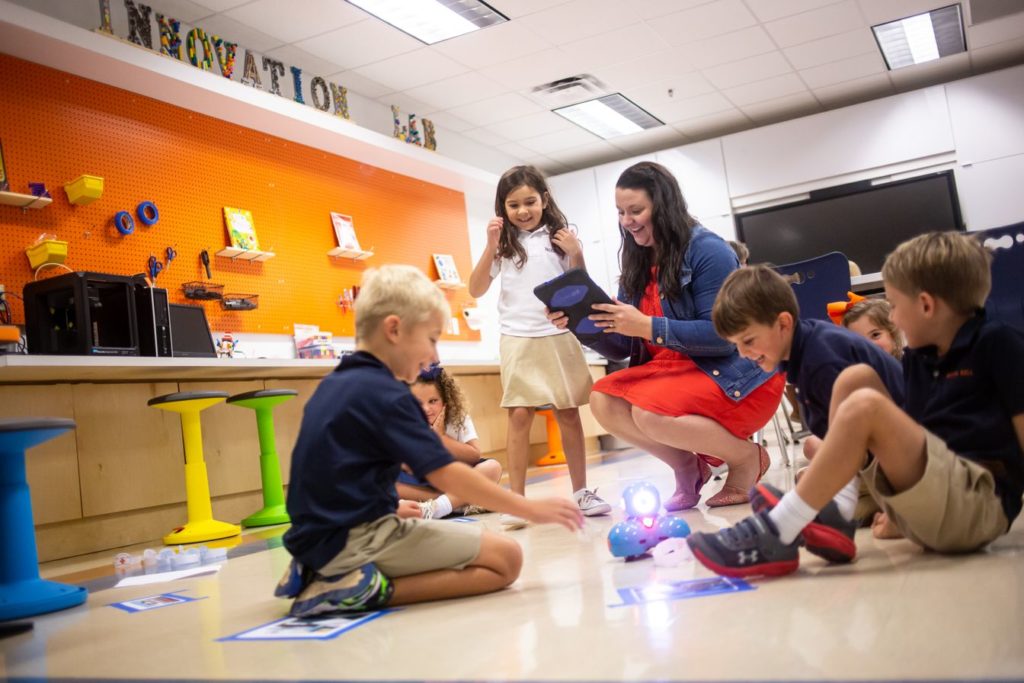 Virtual Tour - The Brook Hill School